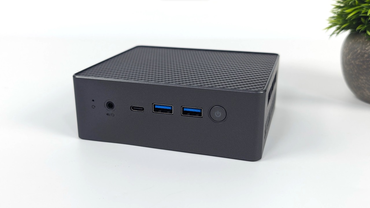 AMD Ryzen Z1 arriva il primo Mini PC con l'APU da gioco, ma è ancora un ...